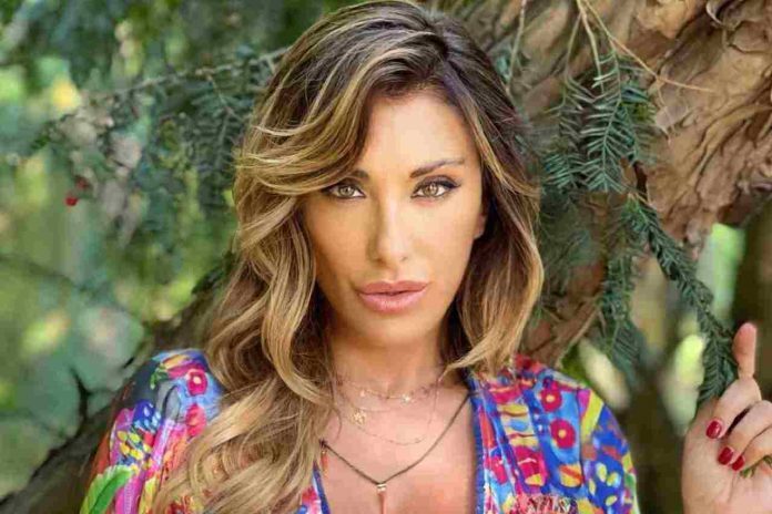 Sabrina Salerno, 50enne bellissima: eccola in palestra mentre sfoggia ...